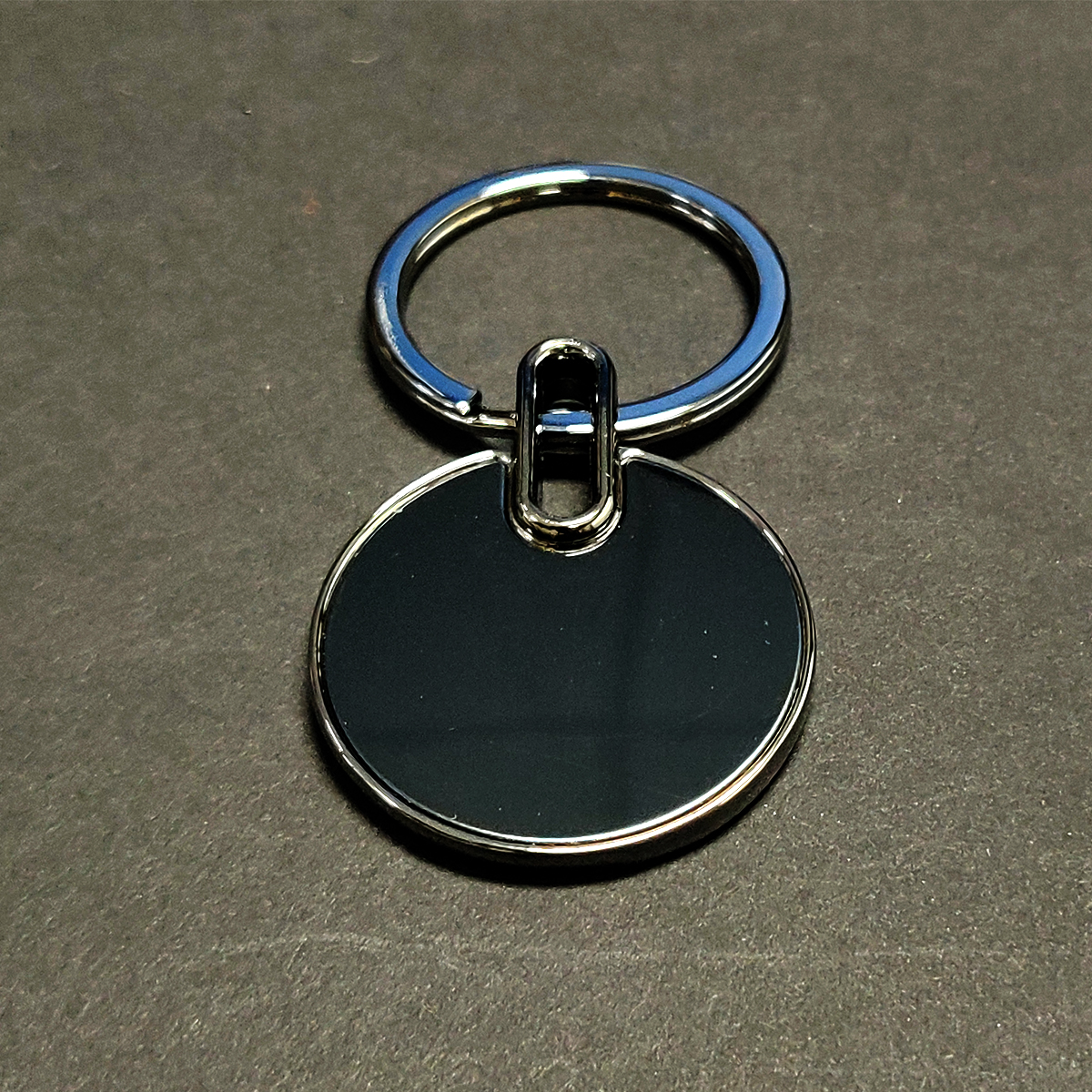 Keychain #18 - Pixel Planet