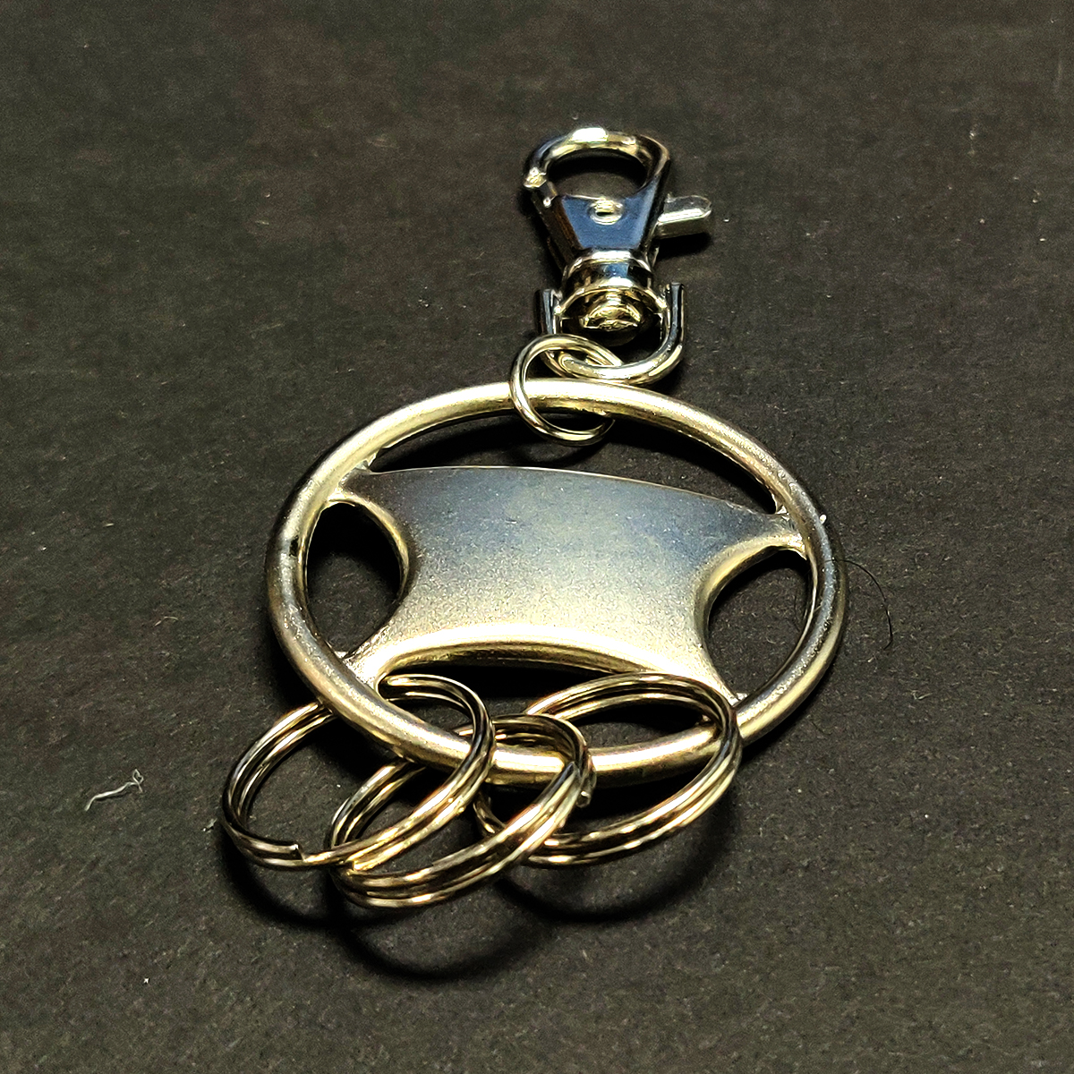 Keychain #19 - Pixel Planet